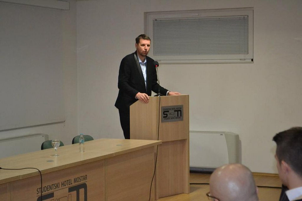 Dr Nezir Halilović na tribini Info servisa govorio o zagubljenoj ...